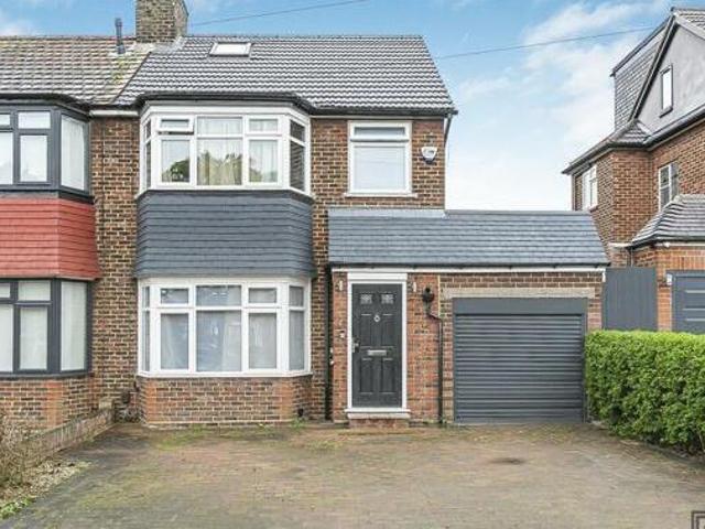 4 Bedroom Semi detached House For Sale In Oakwood