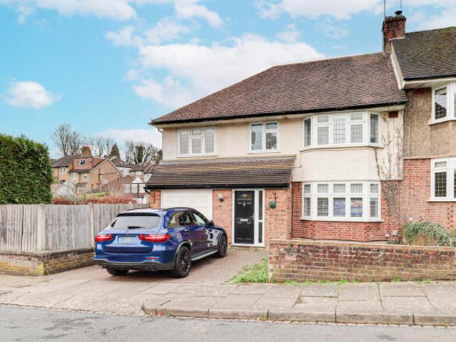 4 bedroom semi detached house for sale in Orchard Close, St. Albans, Hertfordshire, AL1