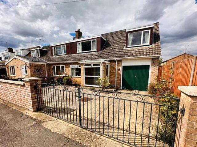 4 Bedroom Semi detached House For Sale In Oundle