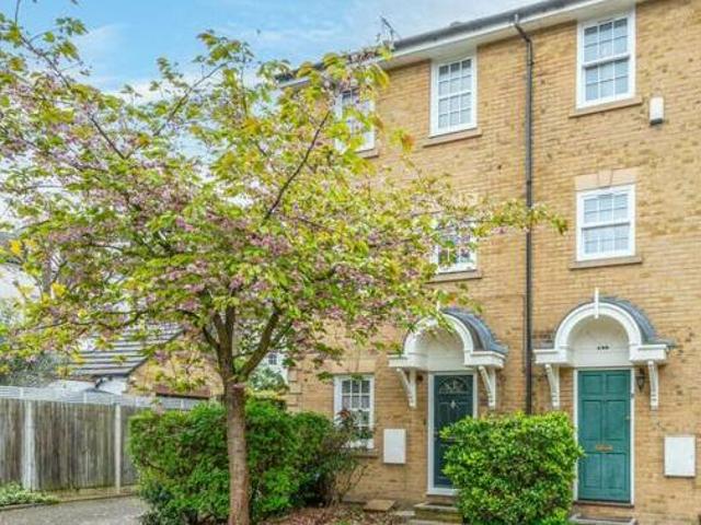 4 Bedroom Semi detached House For Sale In Oval, London