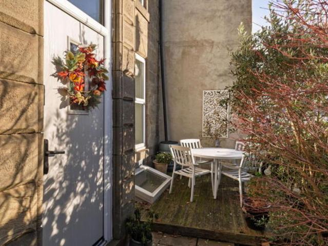 4 bedroom semi detached house for sale in Over Lane, Rawdon, Leeds, LS19 6DY, LS19