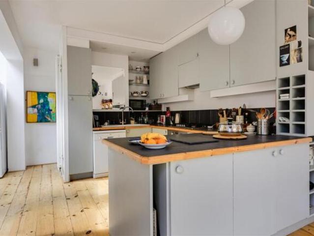 4 bedroom semi detached house for sale in Oxford Road, Cambridge, CB4