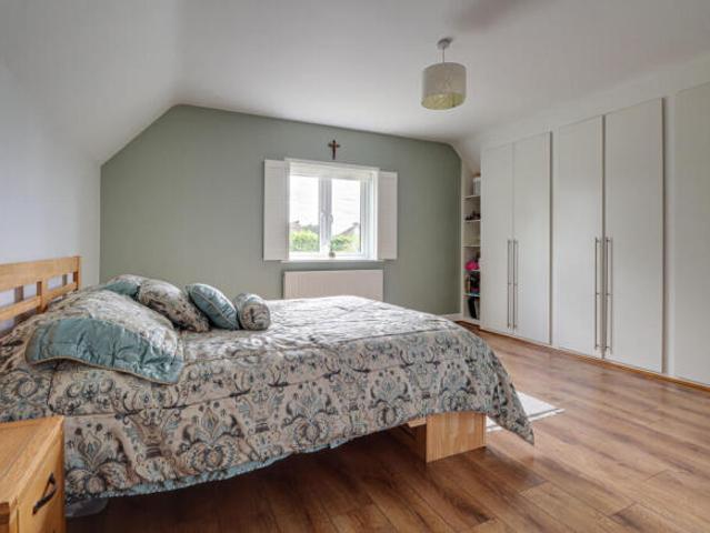 4 bedroom semi detached house for sale in Park Street Lane, Park Street, St. Albans, AL2
