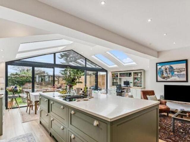 4 Bedroom Semi detached House For Sale In Parkside