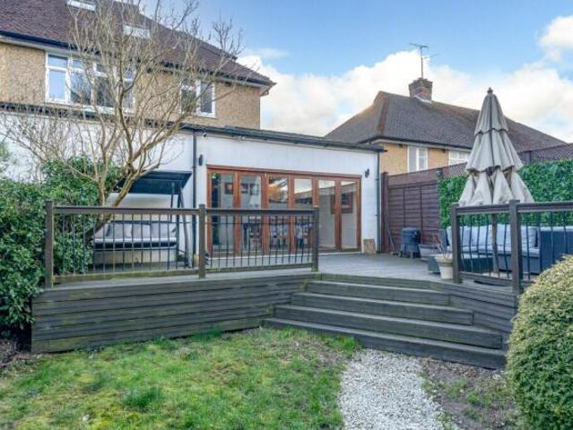 4 bedroom semi detached house for sale in Parkside Drive, Watford, WD17