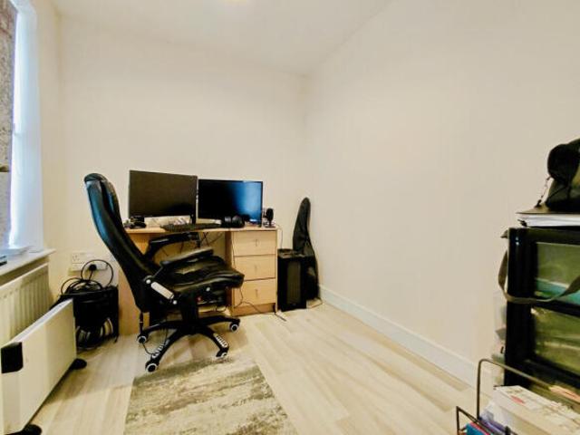 4 bedroom semi detached house for sale in Parsons Road, Slough, Berkshire, SL3