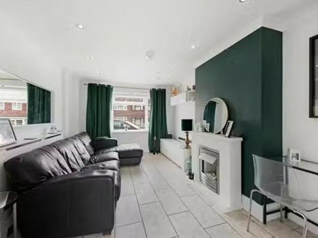 4 Bedroom Semi Detached House For Sale In Patterdale Road, Dar.