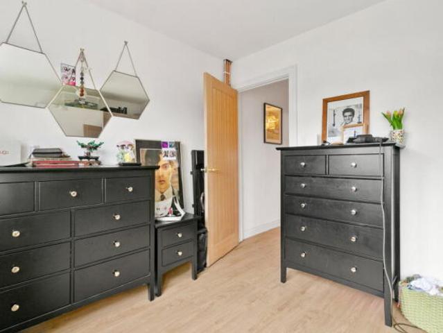 4 bedroom semi detached house for sale in Penzance Way, Moodiesburn, Glasgow, G69