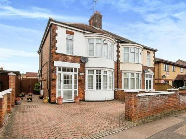 4 Bedroom Semi detached House For Sale In Peterborough, Cambridgeshire