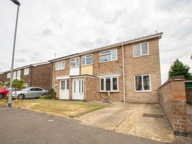 4 Bedroom Semi detached House For Sale In Peterborough, Cambridgeshire