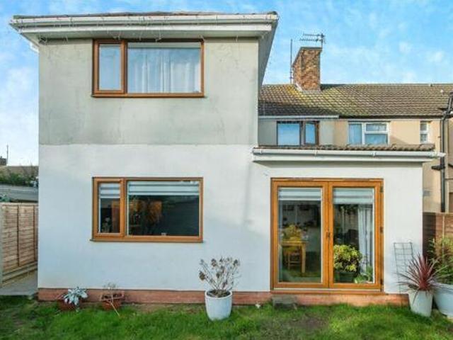 4 Bedroom Semi detached House For Sale In Peterborough, Cambridgeshire