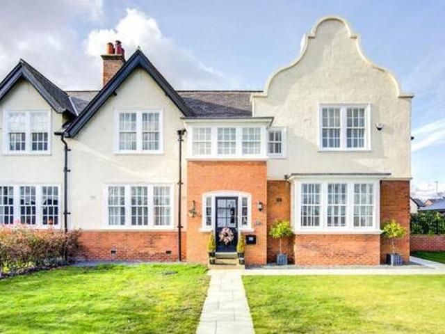4 Bedroom Semi detached House For Sale In Ponteland, Newcastle Upon Tyne