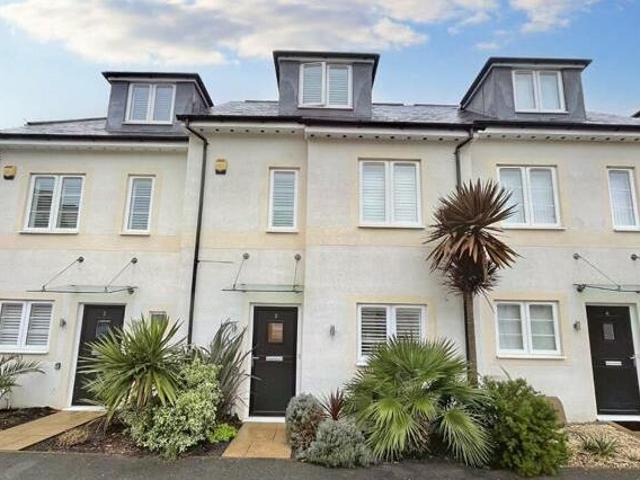 4 Bedroom Semi detached House For Sale In Poole, Dorset