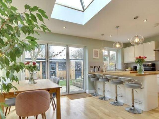 4 Bedroom Semi detached House For Sale In Portchester