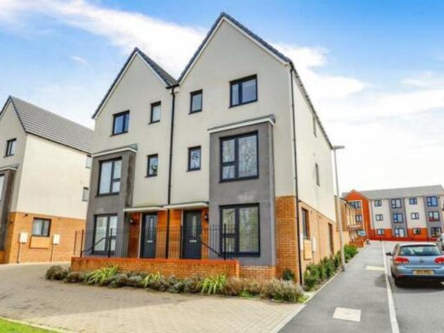 4 Bedroom Semi detached House For Sale In Plasdwr
