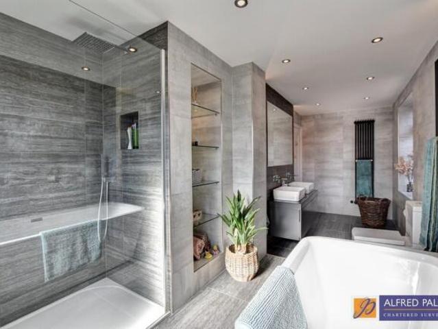 4 bedroom semi detached house for sale in Queen Alexandra Road, Ashbrooke, SR3