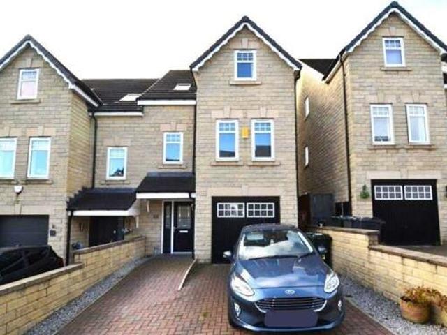 4 Bedroom Semi detached House For Sale In Queensbury