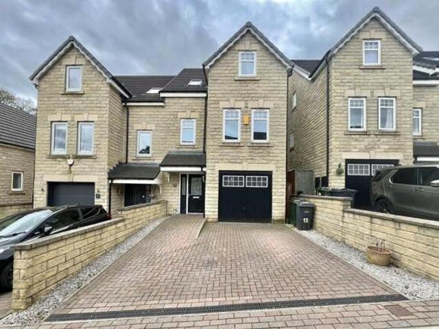 4 Bedroom Semi detached House For Sale In Queensbury