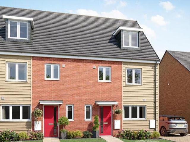 4 Bedroom Semi detached House For Sale In Rackheath, Norwich