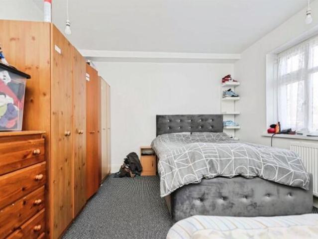 4 bedroom semi detached house for sale in Radstock Avenue, Birmingham, B36