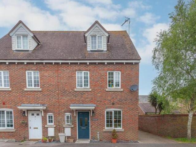 4 Bedroom Semi detached House For Sale In Rendlesham