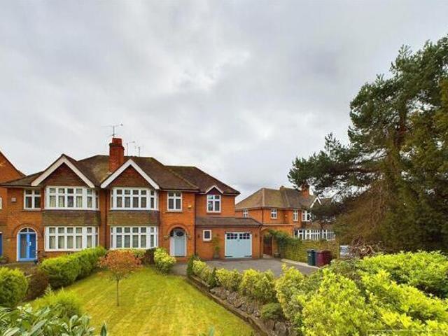 4 Bedroom Semi detached House For Sale In Reading, Berkshire