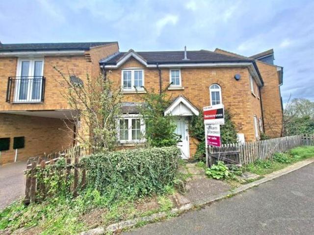4 bedroom semi detached house for sale in Redshank Way, Hampton Vale, Peterborough, PE7