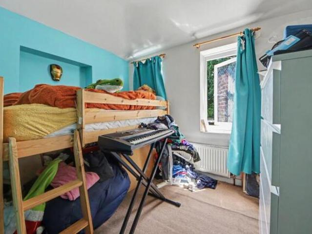 4 bedroom semi detached house for sale in Romill Close, West End, SO18