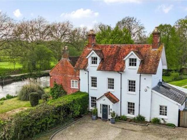 4 Bedroom Semi detached House For Sale In Romsey, Hampshire