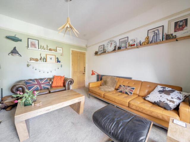 4 bedroom semi detached house for sale in Robinson Road, Gloucester, Gloucestershire, GL1