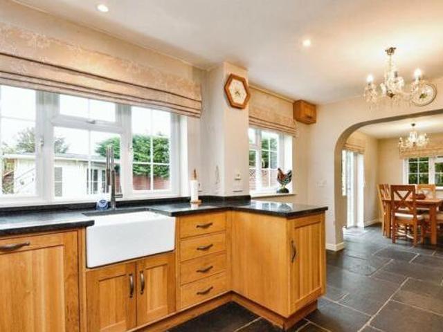 4 Bedroom Semi detached House For Sale In Rode