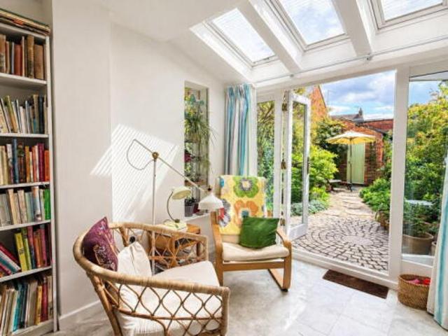4 bedroom semi detached house for sale in Rosebery Avenue, Lincoln, LN1 1ND, LN1