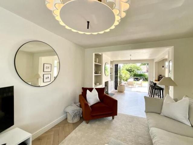 4 bedroom semi detached house for sale in Rosslyn Avenue, Aston, Sheffield, S26 2DE, S26