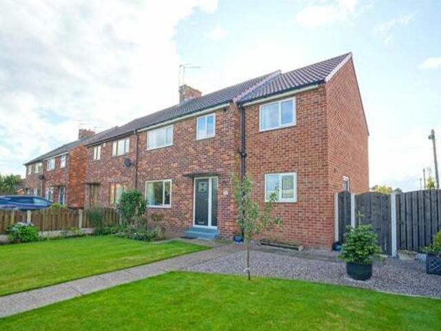 4 Bedroom Semi detached House For Sale In Rotherham, South Yorkshire