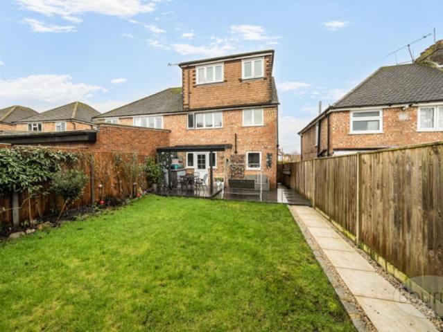 4 bedroom semi detached house for sale in Rydes Hill Road, Guildford, Surrey, GU2