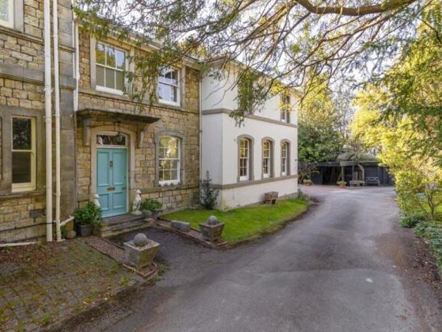 4 bedroom semi detached house for sale in Sandrock Road, Tunbridge Wells, TN2