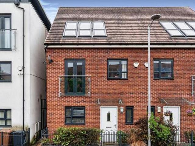 4 Bedroom Semi detached House For Sale In Salford, Greater Manchester