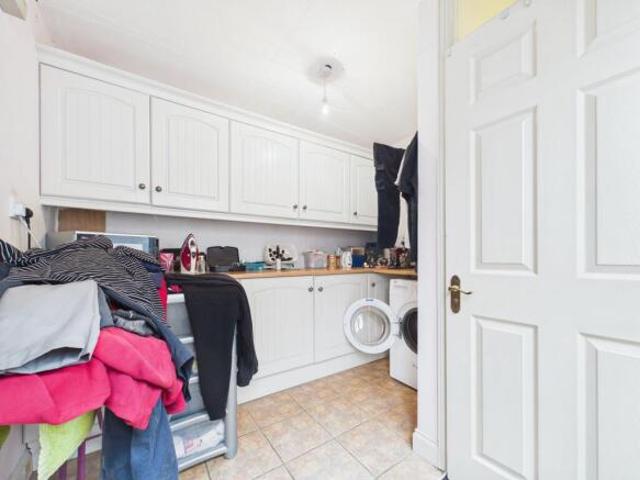 4 bedroom semi detached house for sale in Severn Way, Tilehurst, RG30