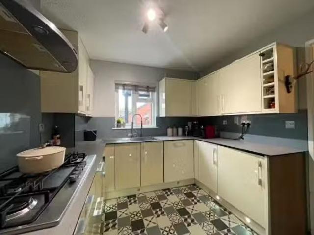 4 Bedroom Semi Detached House For Sale In Skylark Corner, Stev.