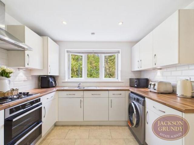 4 bedroom semi detached house for sale in Shaw Close, Kingsthorpe, NN2 8FX, NN2