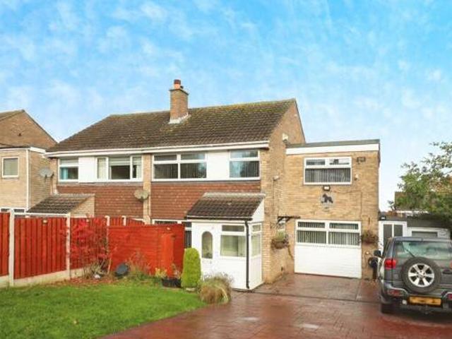 4 Bedroom Semi detached House For Sale In Sheffield, Derbyshire