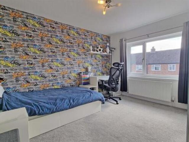 4 bedroom semi detached house for sale in Shenstone Road, Nr Hollywood, B14