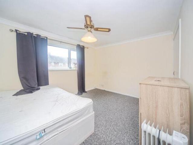 4 bedroom semi detached house for sale in Shepherds Road, Winchester, SO23