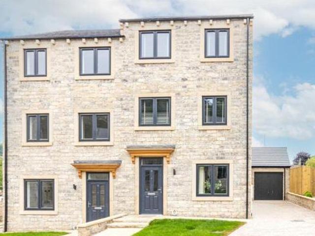 4 Bedroom Semi detached House For Sale In Shepley, Huddersfield