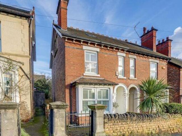 4 Bedroom Semi detached House For Sale In Sherwood, Nottinghamshire