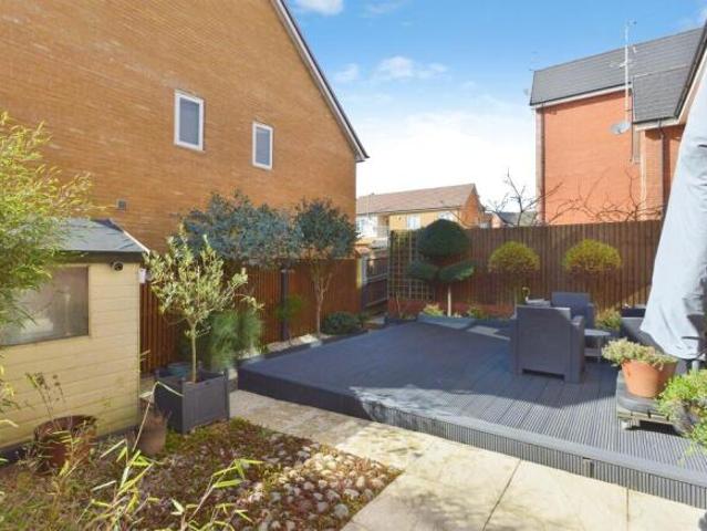 4 bedroom semi detached house for sale in Sinatra Drive, Oxley Park, Milton Keynes, MK4