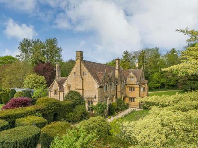 4 Bedroom Semi detached House For Sale In South Petherton, Somerset