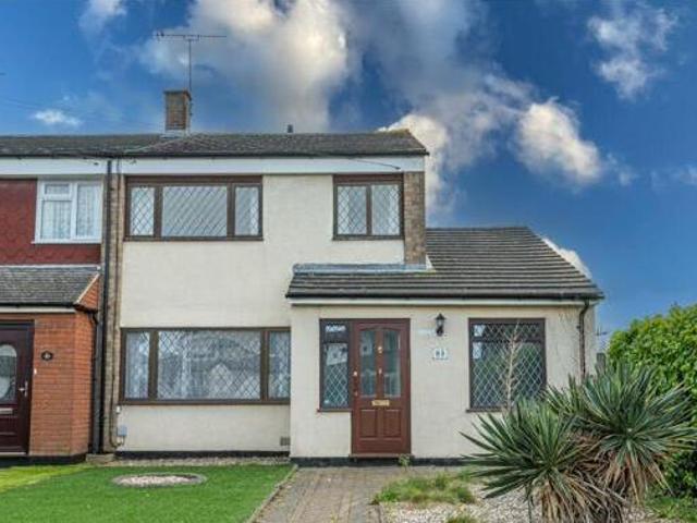 4 Bedroom Semi detached House For Sale In Southend on sea, Essex