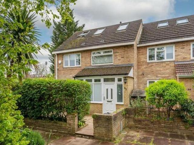 4 Bedroom Semi detached House For Sale In Southfields, London
