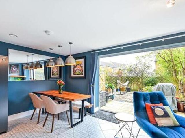 4 Bedroom Semi detached House For Sale In Slough